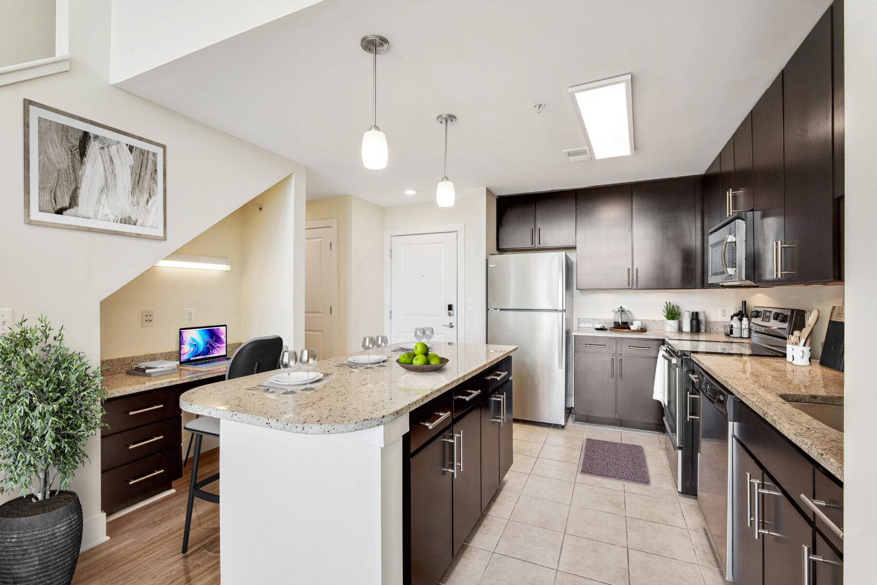 Photos | Bell Arlington Ridge | Arlington VA Apartments